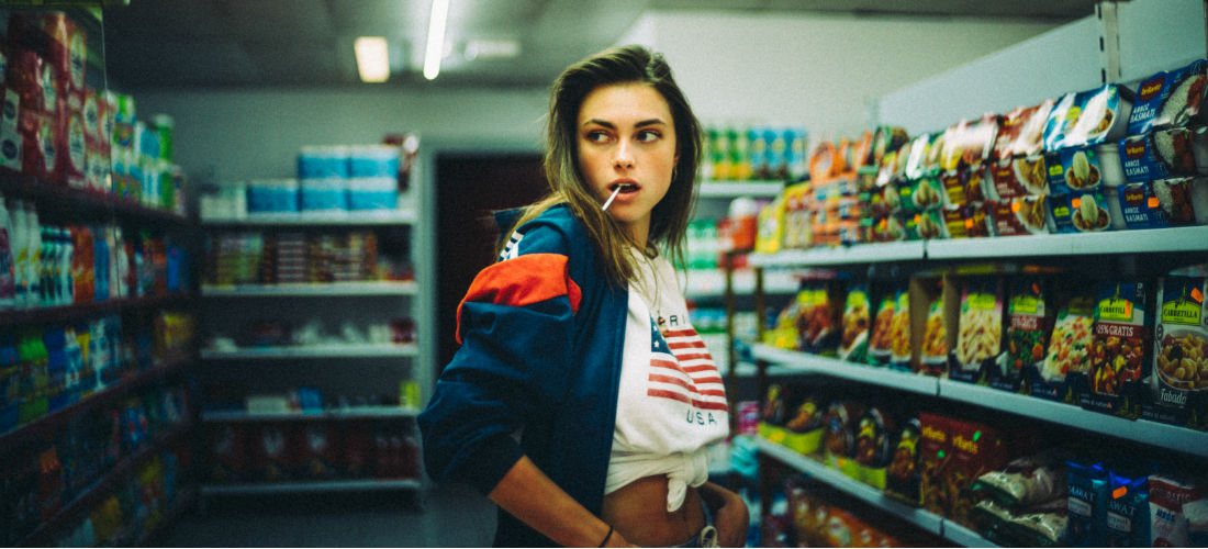 Charlie Weiss maakt retro enorm spannend | MAN MAN