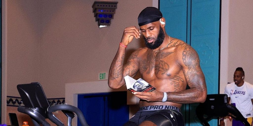 Het heftige work-out schema waarmee LeBron James topfit blijft