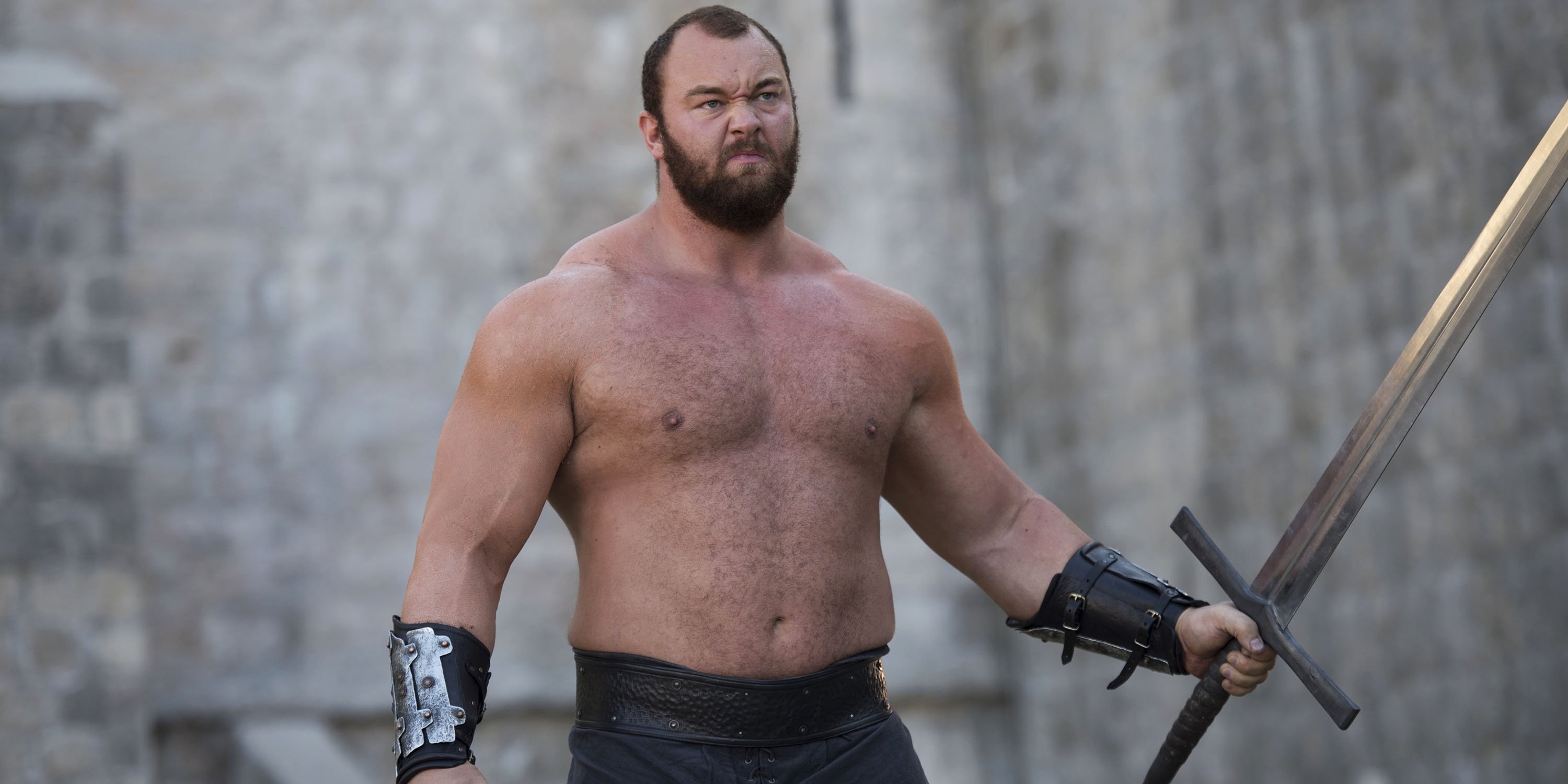 Bizarre transformatie: The Mountain uit Game of Thrones valt 50 kg af