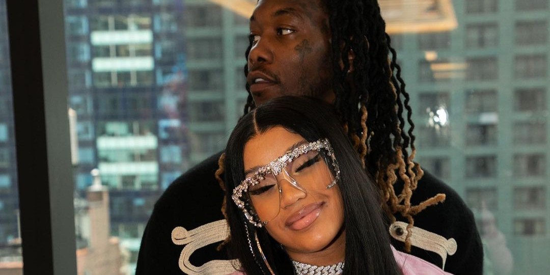 Cardi B verrast vriend Offset met een bizar verjaardagscadeau | MAN MAN