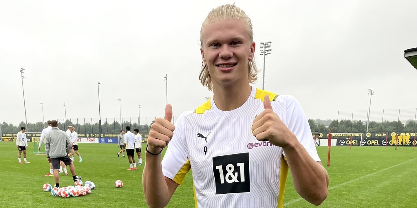 Haaland geeft alle Dortmund-teamgenoten Rolex-horloges cadeau