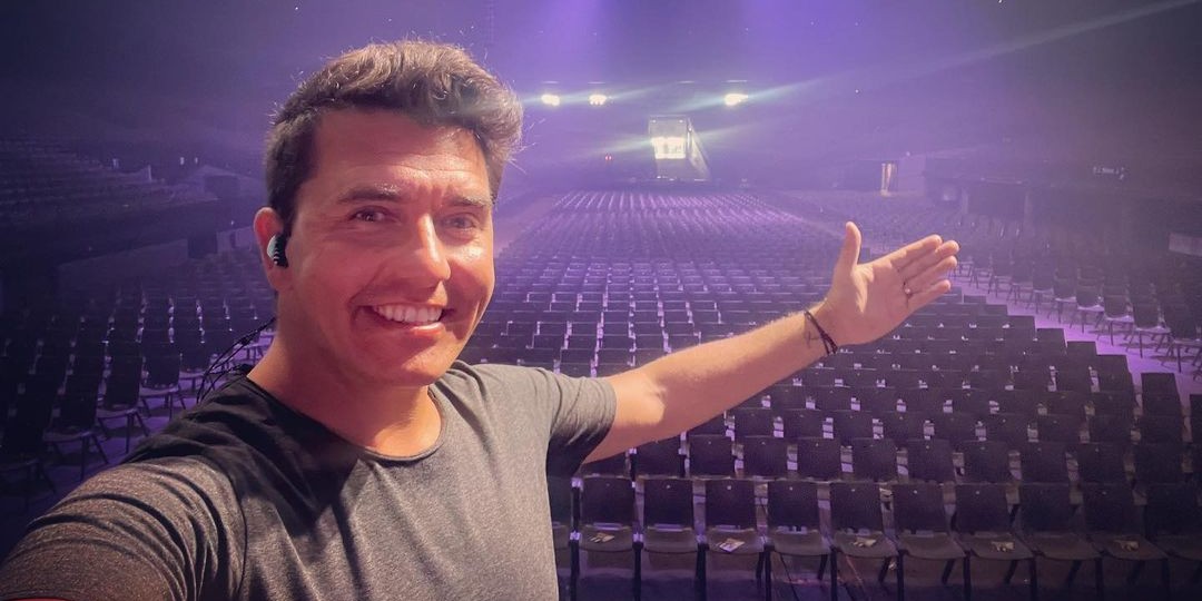 Dit enorme bedrag vraagt Jan Smit per optreden van 30 min. | MAN MAN