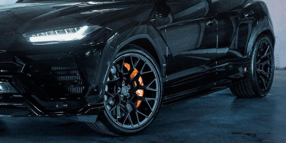 Frenna koopt een van de dikste Lamborghini's in Nederland | MAN MAN