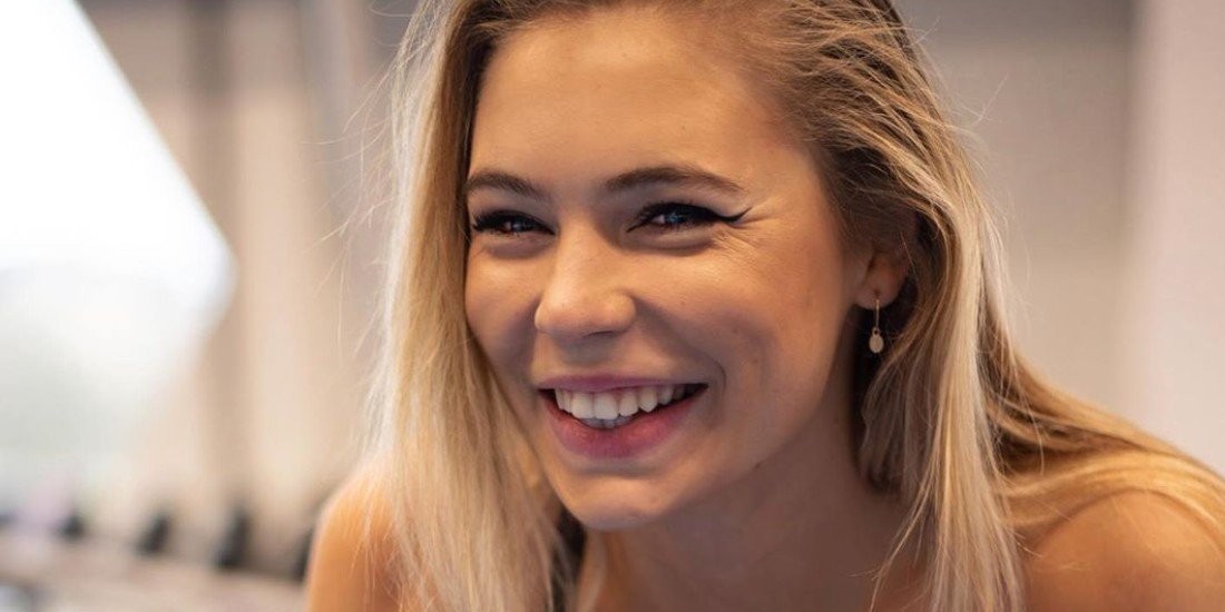 Jutta Leerdam steelt de show in nieuwe fotoshoot | MAN MAN