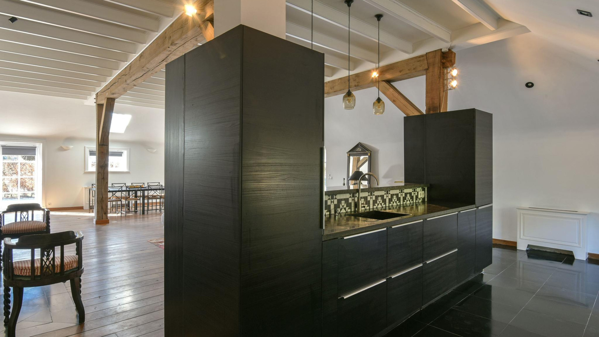 William Rutten koopt prachtige woonboerderij in Eemnes