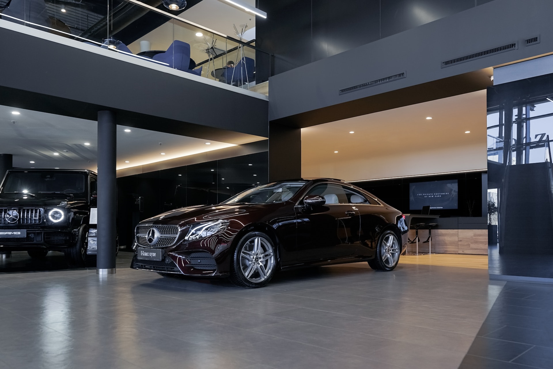 Wat is beter: een auto kopen of private leasen? | MAN MAN
