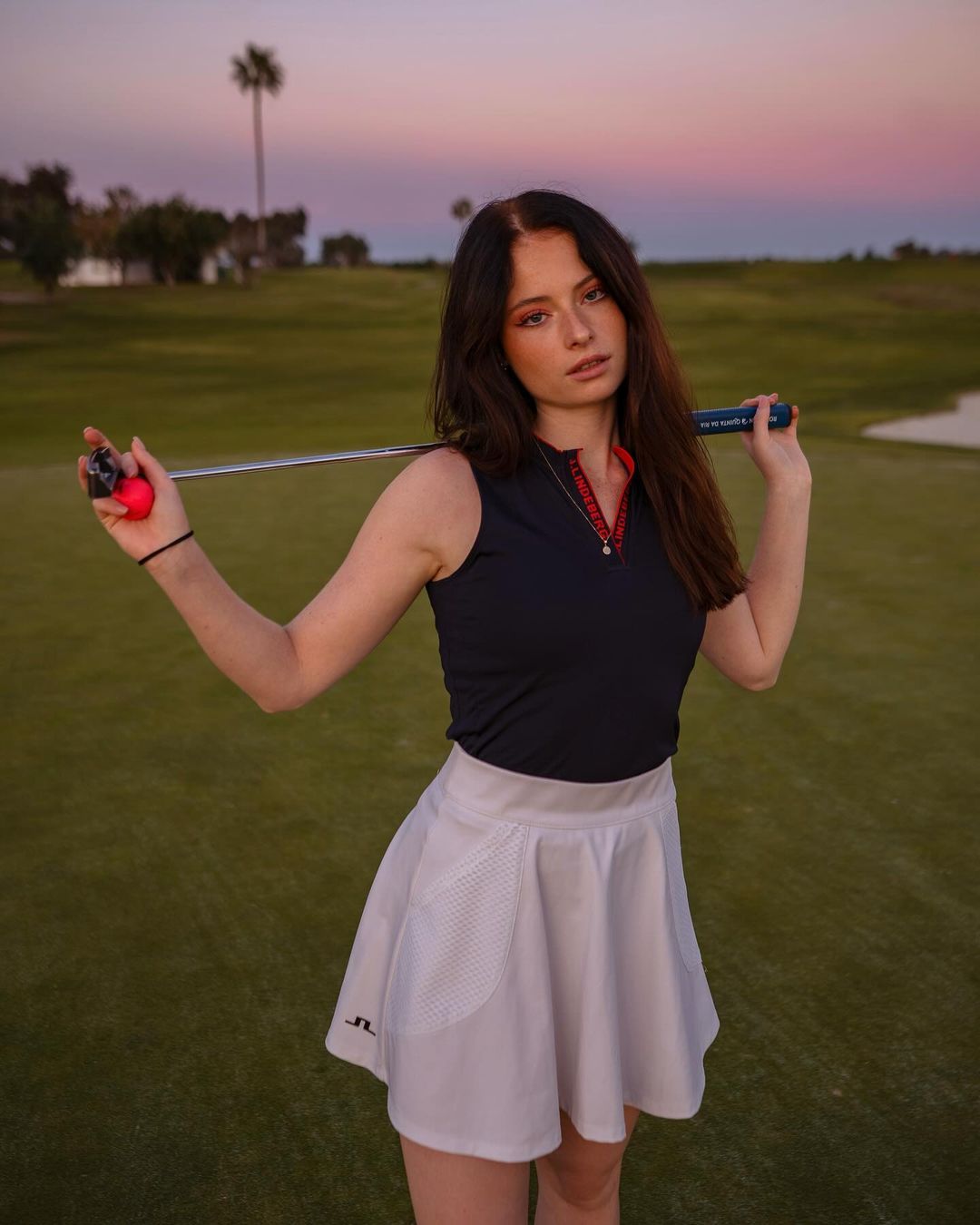 Anica Zimmermann is dé droomvrouw van alle motorliefhebbers