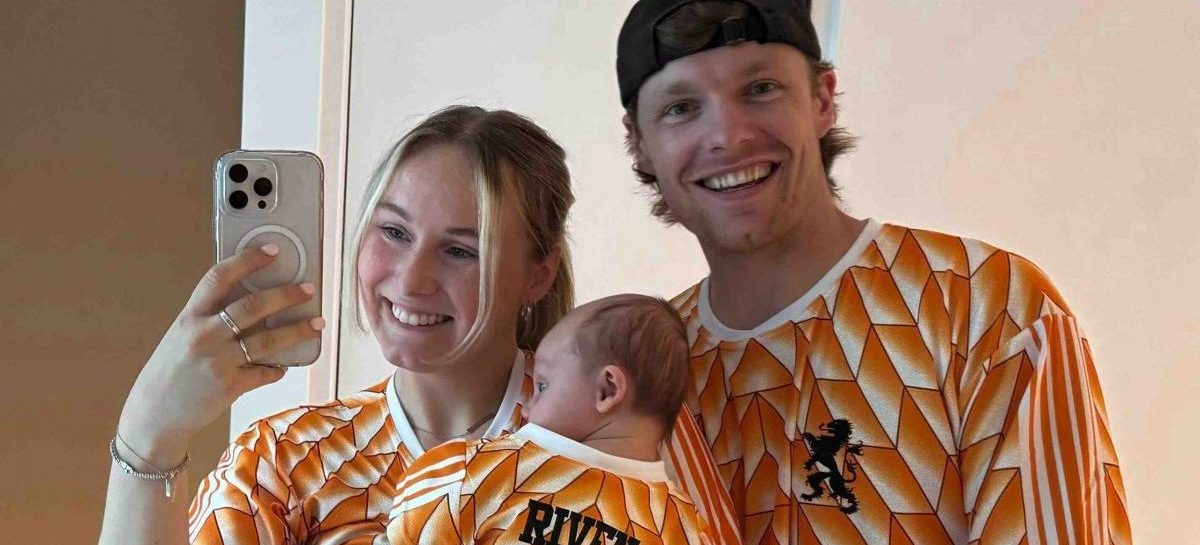 Enzo Knol heeft flinke autopech op weg naar wedstrijd Nederland