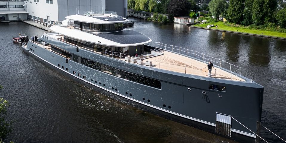 Het superjacht van Nederlandse miljardair Robert van der Wallen