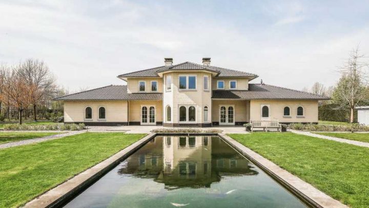 Binnenkijken in de bizar luxe villa van rapper Boef | MAN MAN