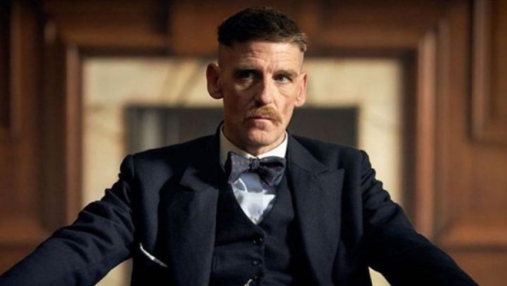Arthur Shelby ziet er stukken anders uit in Peaky Blinders seizoen 6