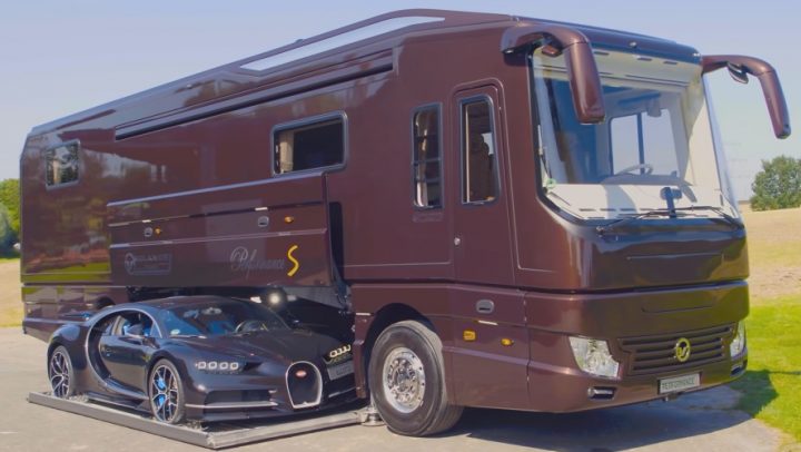 Deze multi-miljoenen camper komt inclusief een dikke Bugatti | MAN MAN