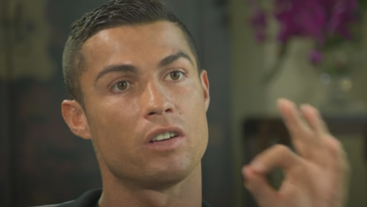 Cristiano Ronaldo deelt inspirerende levensles in interview | MAN MAN