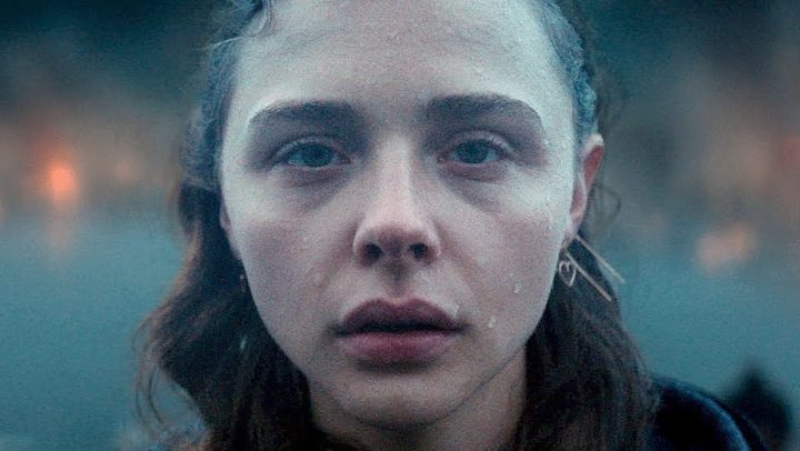 Netflix-kijkers waarschuwen elkaar voor thriller Mother/Android | MAN MAN
