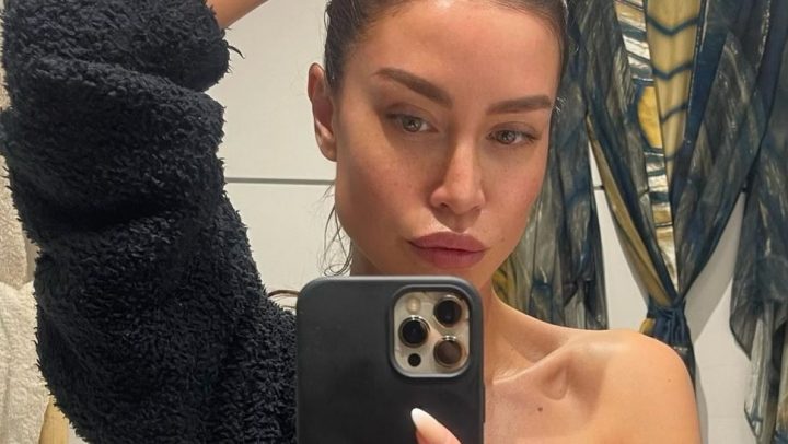 Jaimie Vaes laat fitte bikinibody zien met een video op Instagram