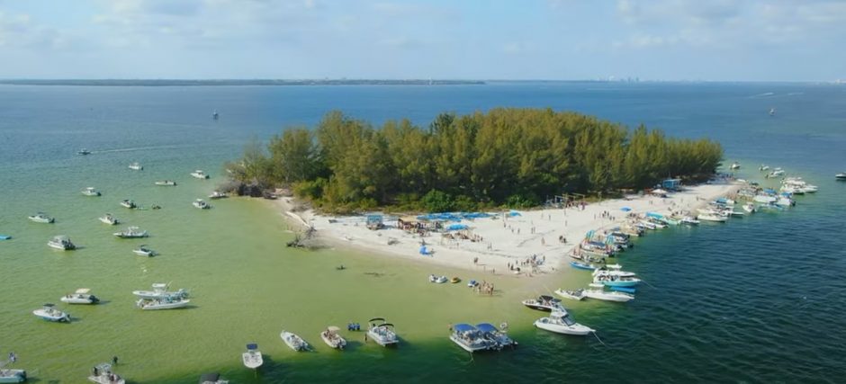 Party eiland 'Beer Can Island' staat nu te koop voor $ 14,2 miljoen